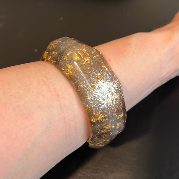 Jewelry | Vintage Lucite Plastic Bangle Bracelet Silver Gold Flecks ...
